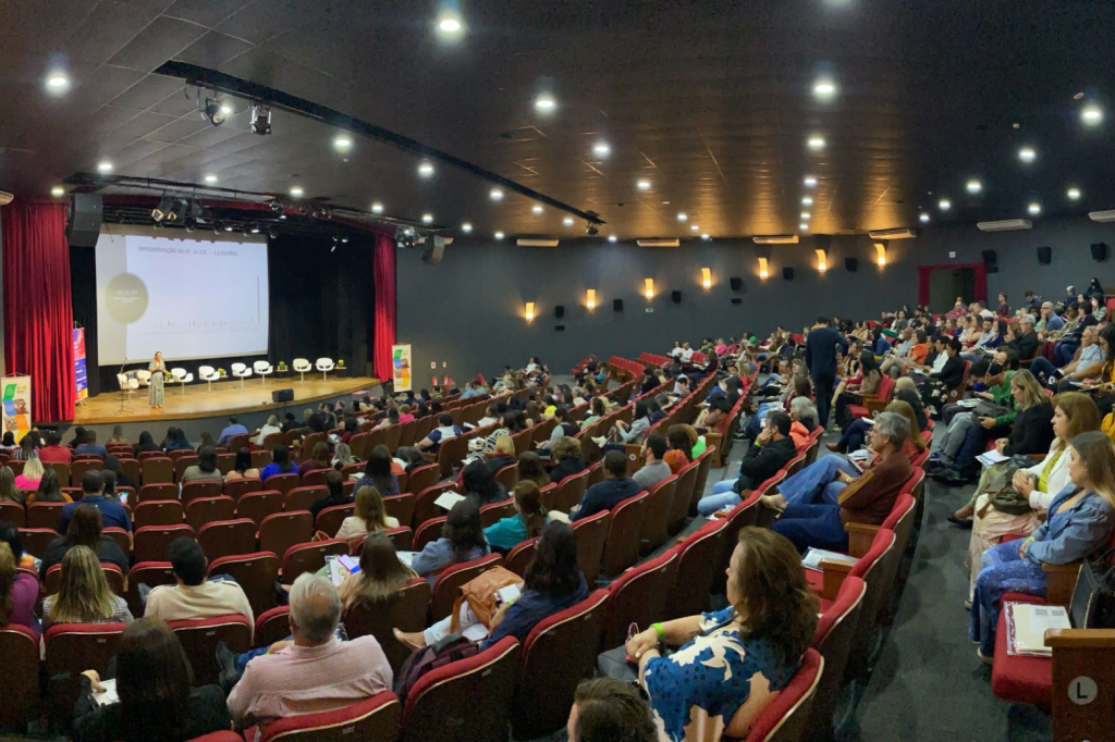 CIEB participa de Encontro Estadual de Educação Conectada no Rio de ...